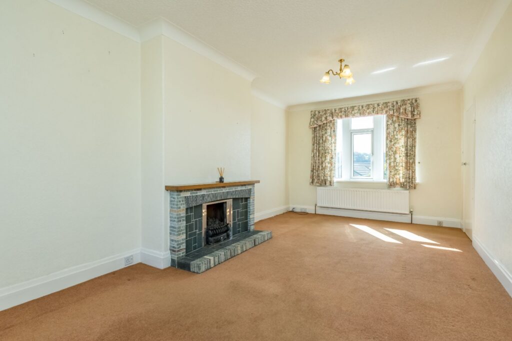 Upper Bank End, Holmfirth, HD9 1EP | Wm. Sykes & Son Estate Agents